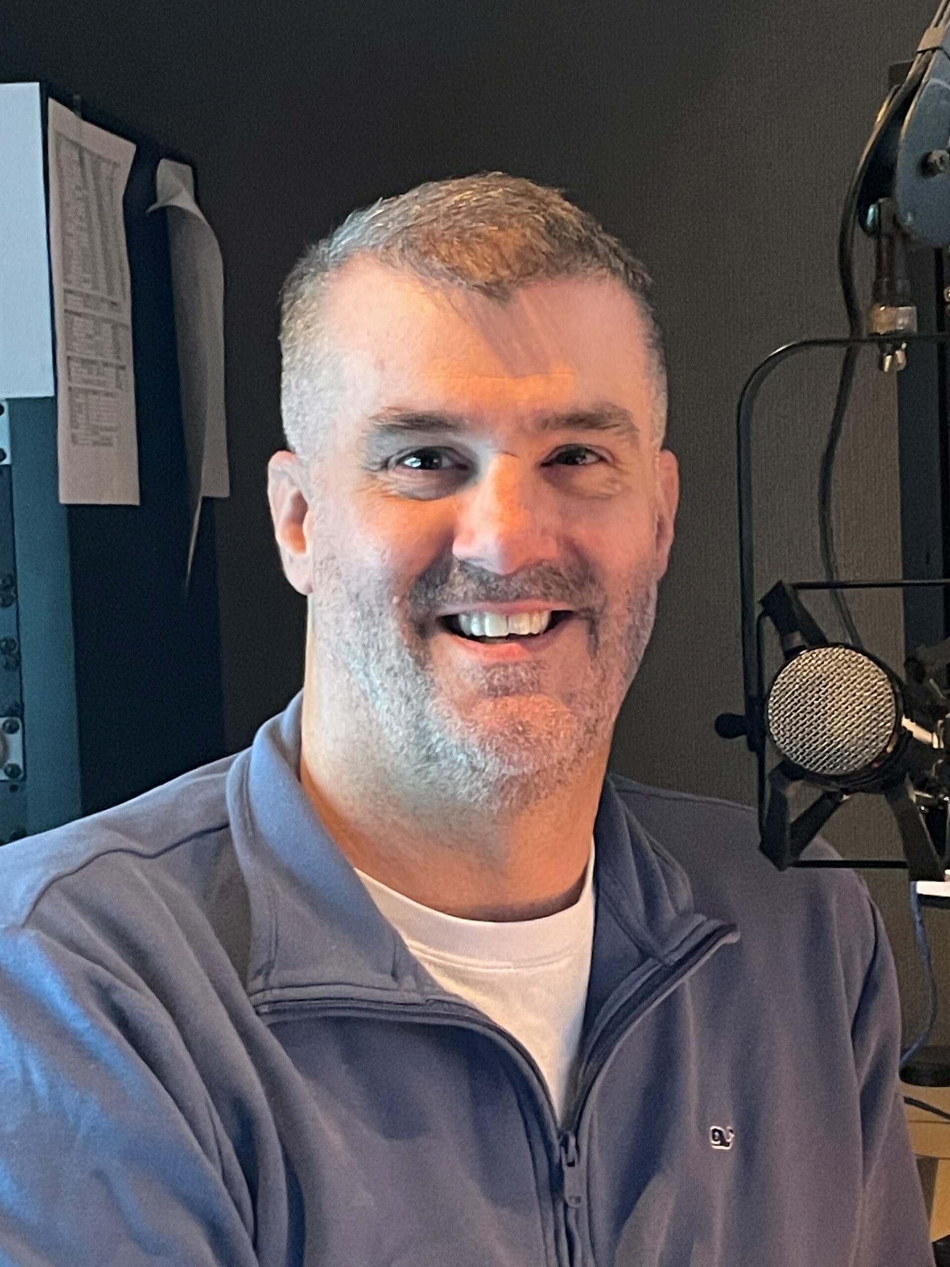 Mark Healey | 103.7 'KNE